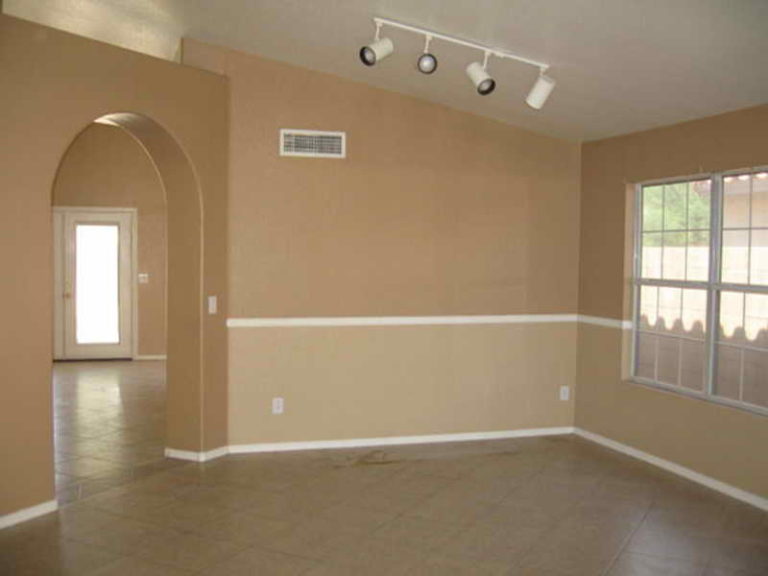 Earth tone wall paint colors - Hawk Haven